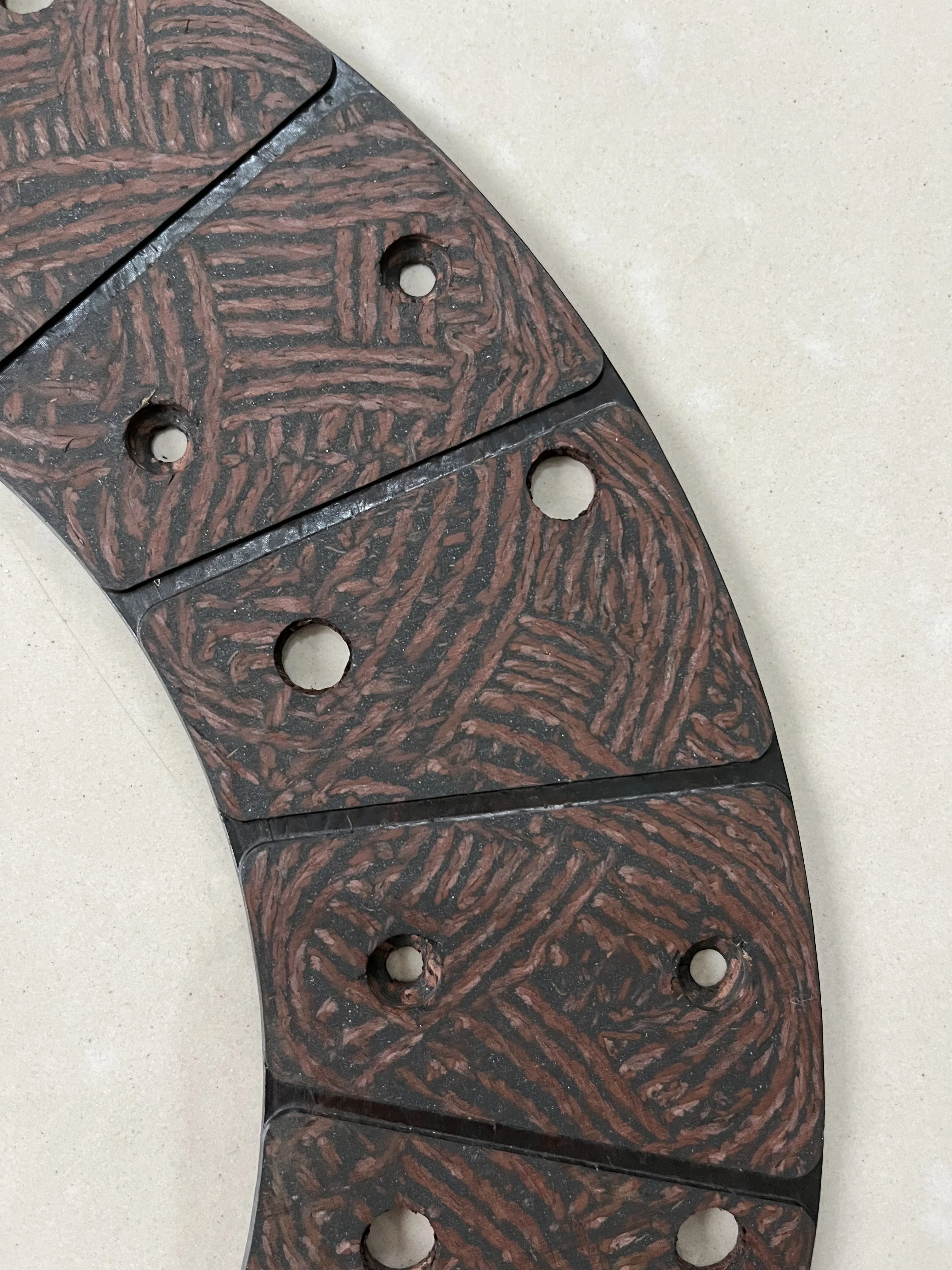 High Quality Glass Fiber Clutch Disc Facing Clutch Friction Material ...