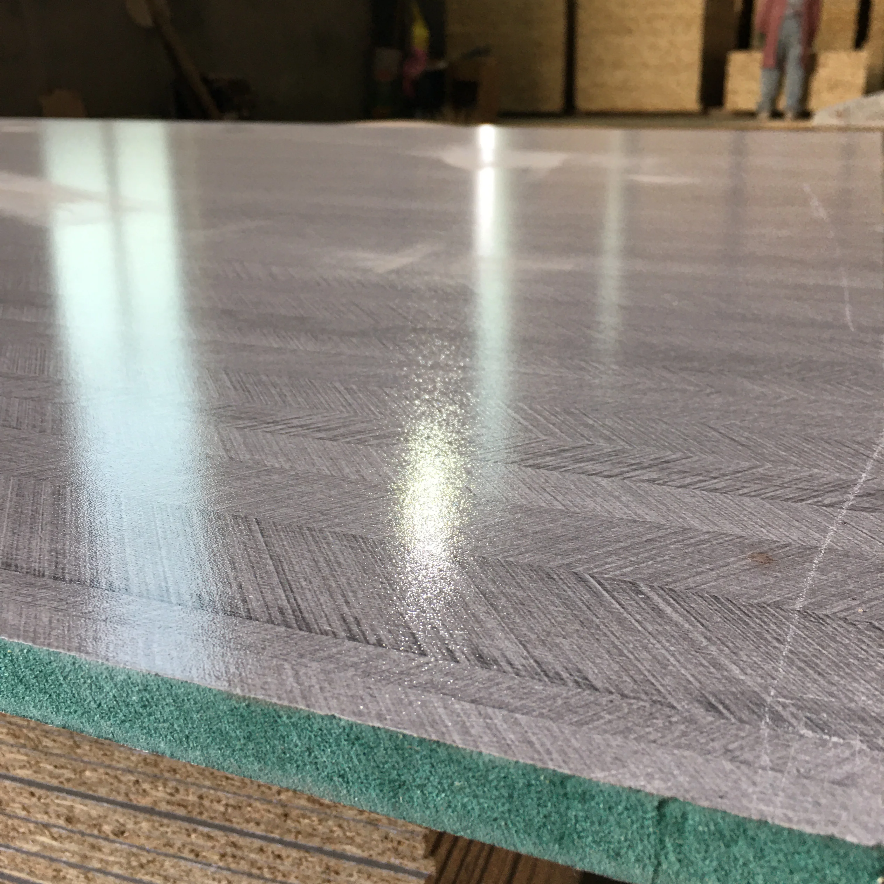 Import High Quality 18mm Moistureproof Green Hdhmr Board