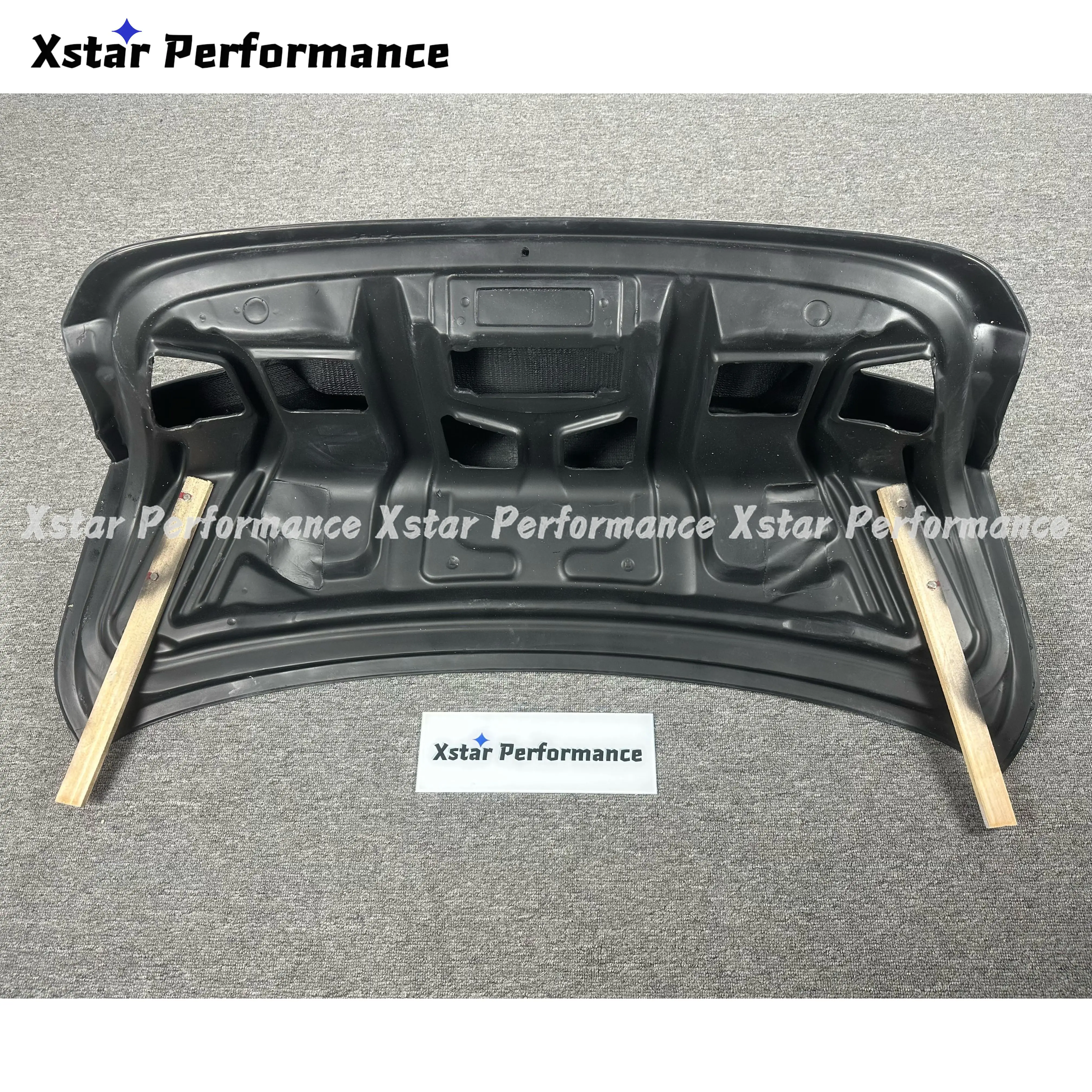 CSL Style Carbon Fiber Ducktail Trunk Lid Boot for BMW 4 Series F82 M4