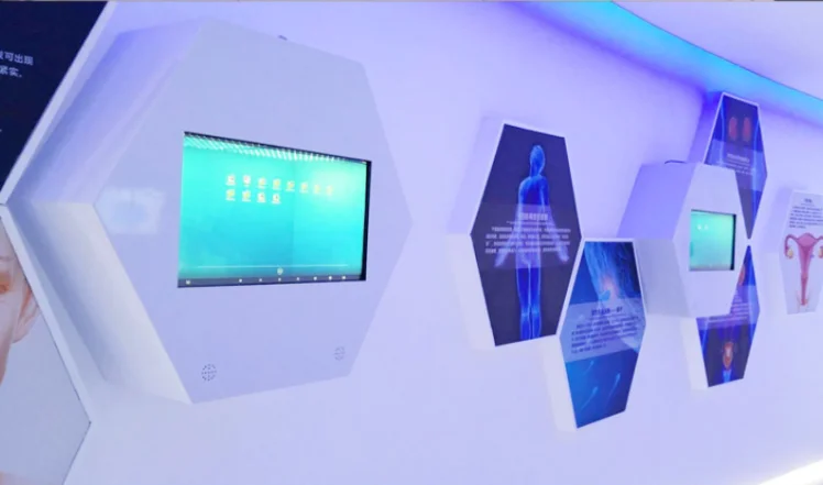 86 Inch Transparent LCD Display - Hologram Box Touch Screen