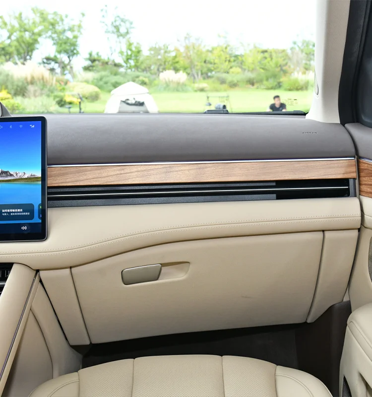 Huawei M7 New Energy Vehicles Cars For Adults Huawei Ev Car Huawei Aito ...