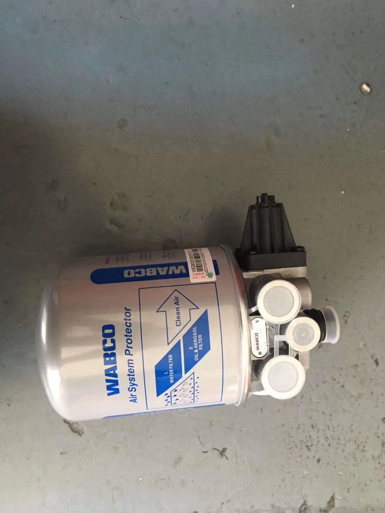 SINOTRUK HOWO Truck Parts - High-Quality Air Dryer