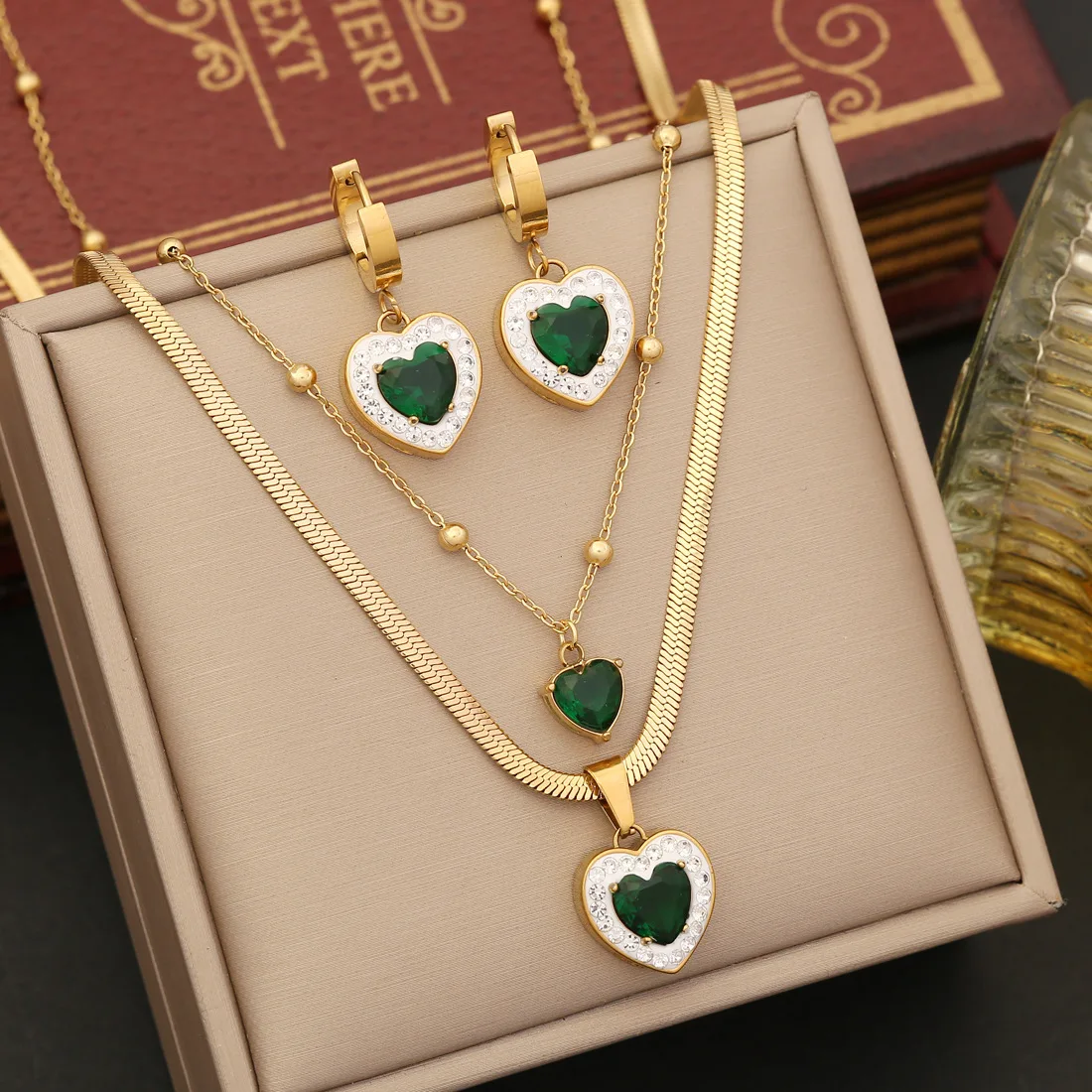 Stainless Steel Jewelry Set with 18K Gold Plating