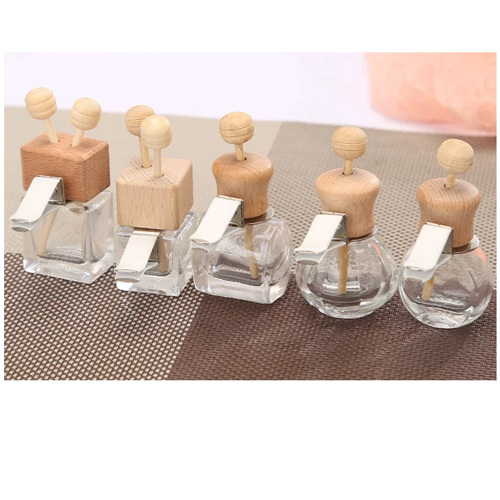 Car Perfume Pendant Long-lasting Light Essential Oil Car Fragrance Male ...