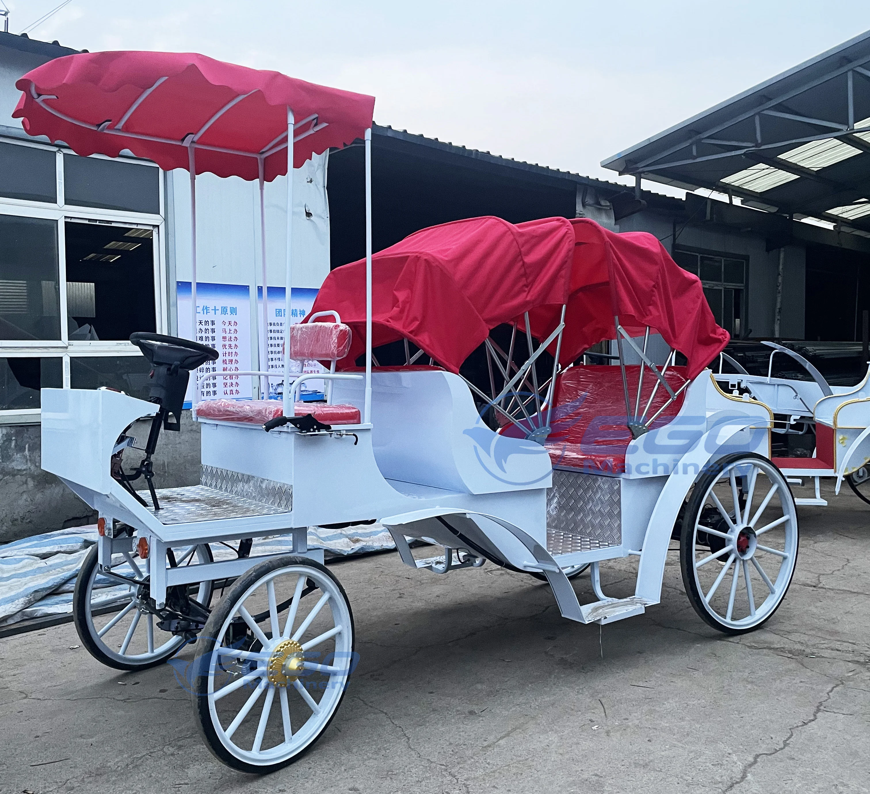 Sightseeing Carriage Tourist Horse Drawn European Horse Carts Wagon ...