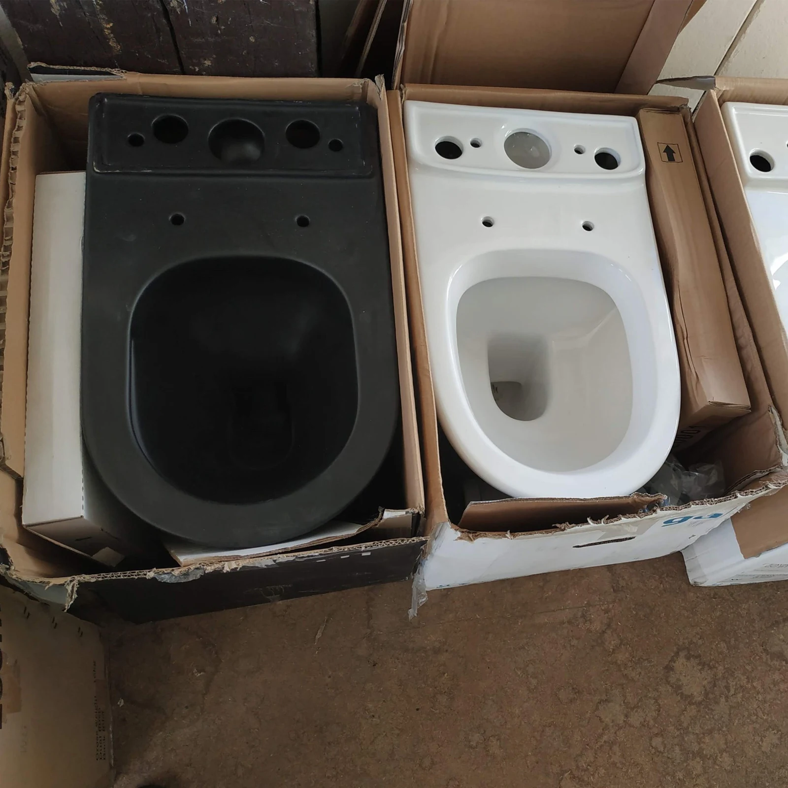 Sanitary Ware Flushing Cistern Toilet Ceramic Tank Freestanding Closet ...