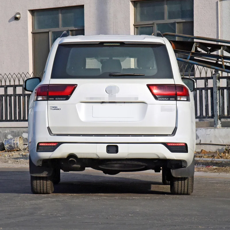 Keen New Rear Bumper Reflector Light For Toyota Land Cruiser 2022 Start ...