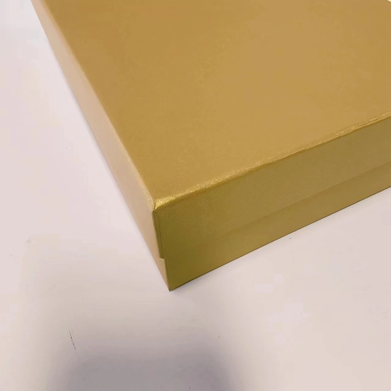 Factory Customized Luxury Gold Cardboard Boxes Luxury Gift Packaging ...