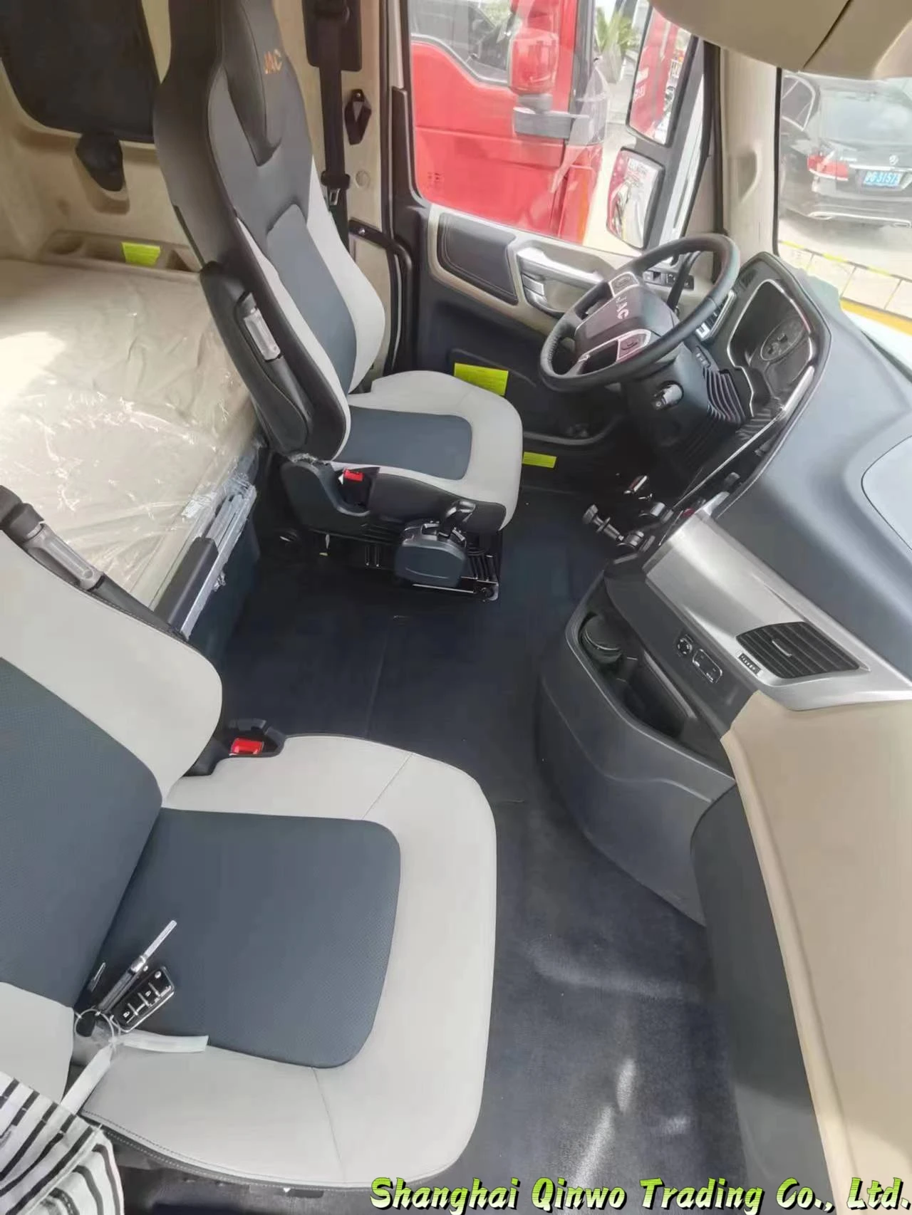 JAC Geerfa V7 Manual Transmission Heavy Semi Trailer Truck