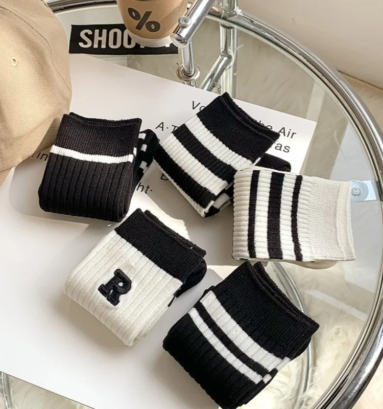 Women Socks Black And White Instagram Fashion R Letter Striped Mid ...
