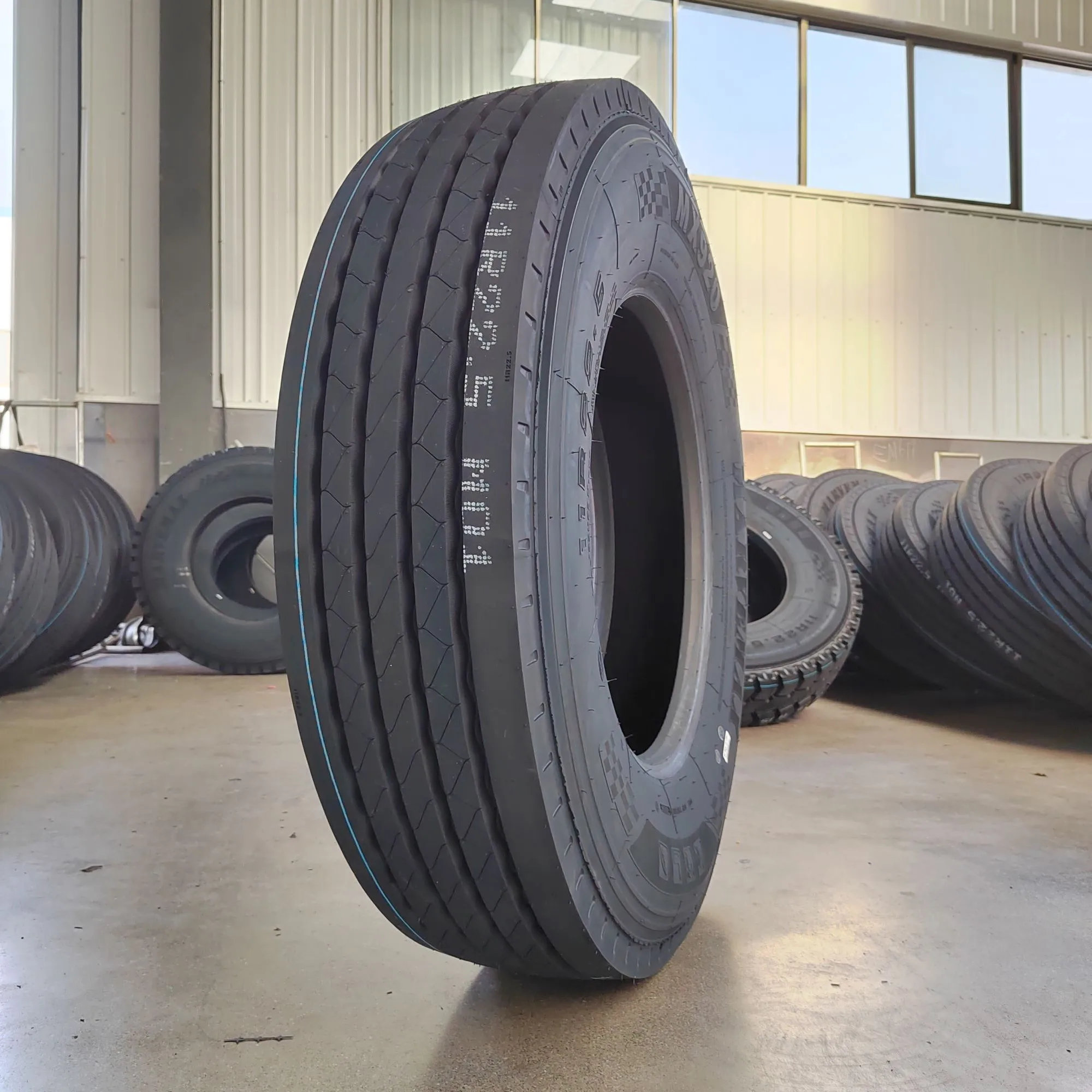 Wholesale Truck Tyre Bus Radial Tire 11.00r20 11r22.5 11r24.5 295/80r22.5 Commercial Truck Tyres ...