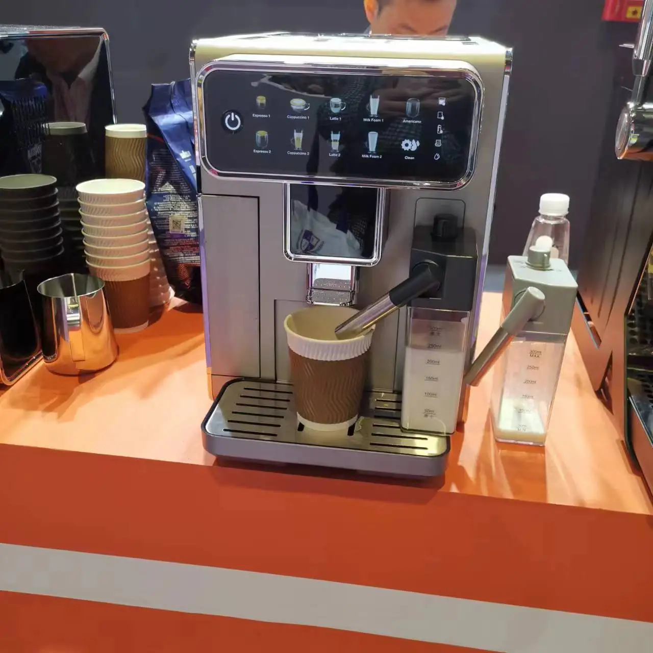 Smart Bean to Cup Espresso Machine - CREMA Cafe Bueno Eletta Explore ...
