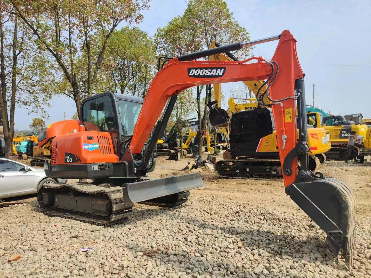 Factory Price Original Korean Doosan Excavators 6ton Dh55 Dx80 Dh60 ...