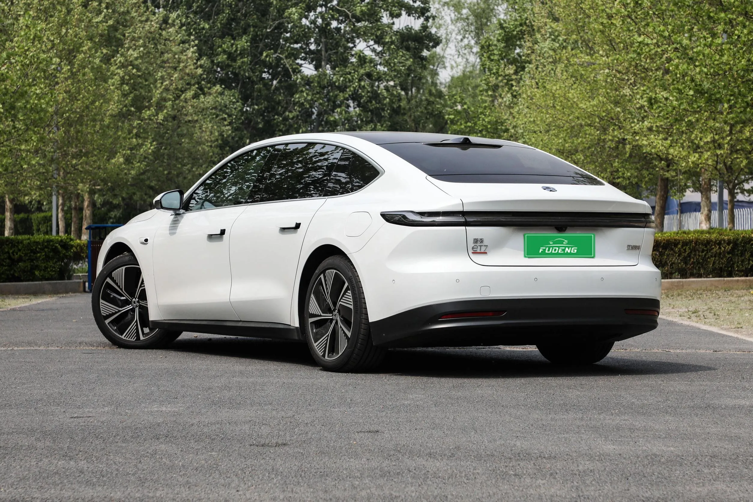 2022 Nio Et7 Dual Motor 4wd Pure Electric Medium And Large Chinese Made New Energy Vehicles ...