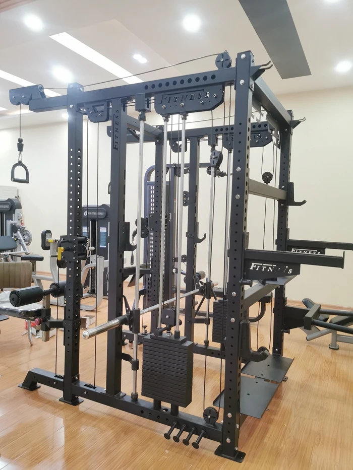 Multi Smith - Versatile Gym Machine for Comprehensive Fitness