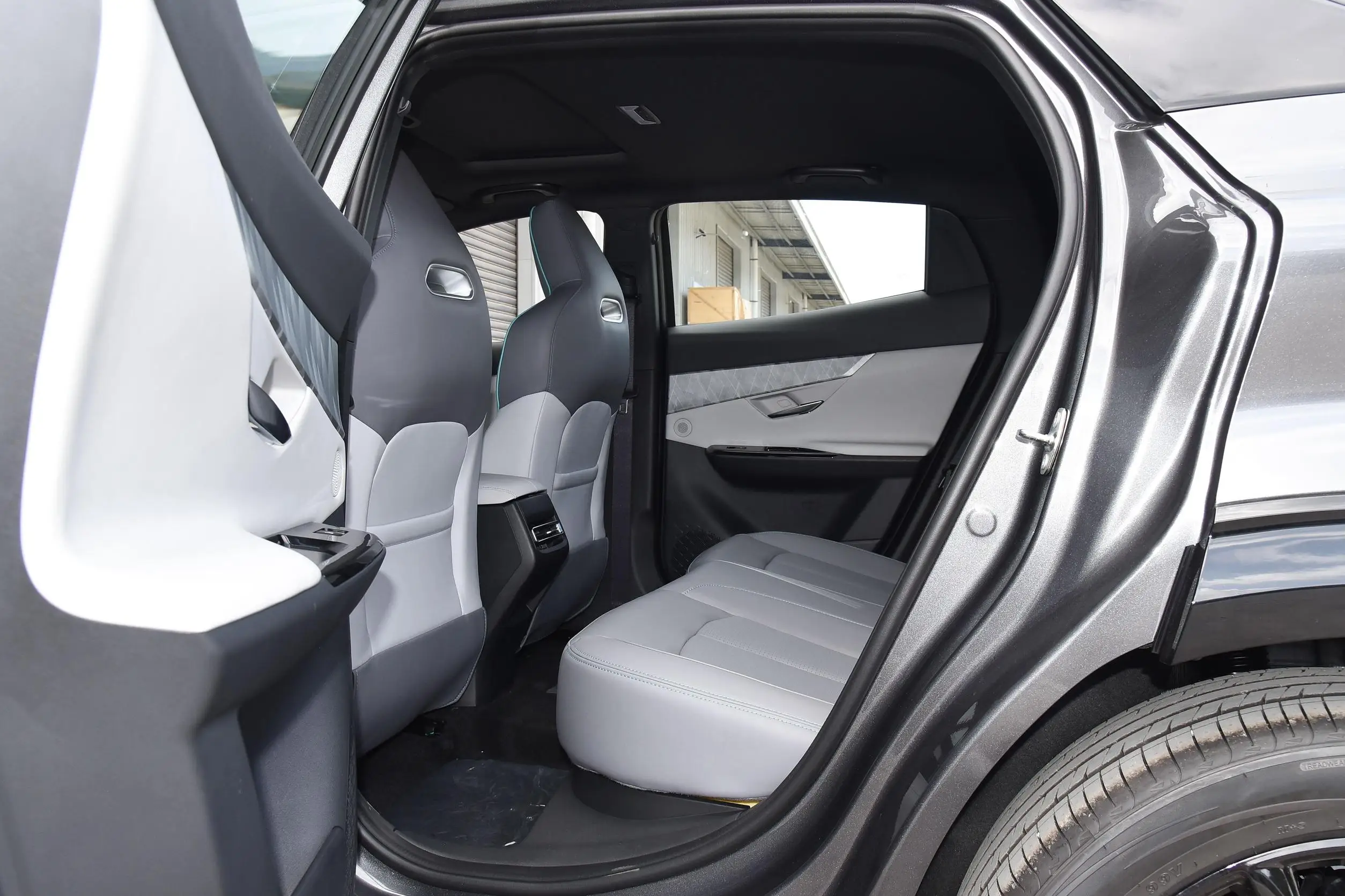 In Stock Changan Uni-t 2023 2.0t 1.5t Compact Suv New Changan Ev Car Changan Unit T Petrol ...