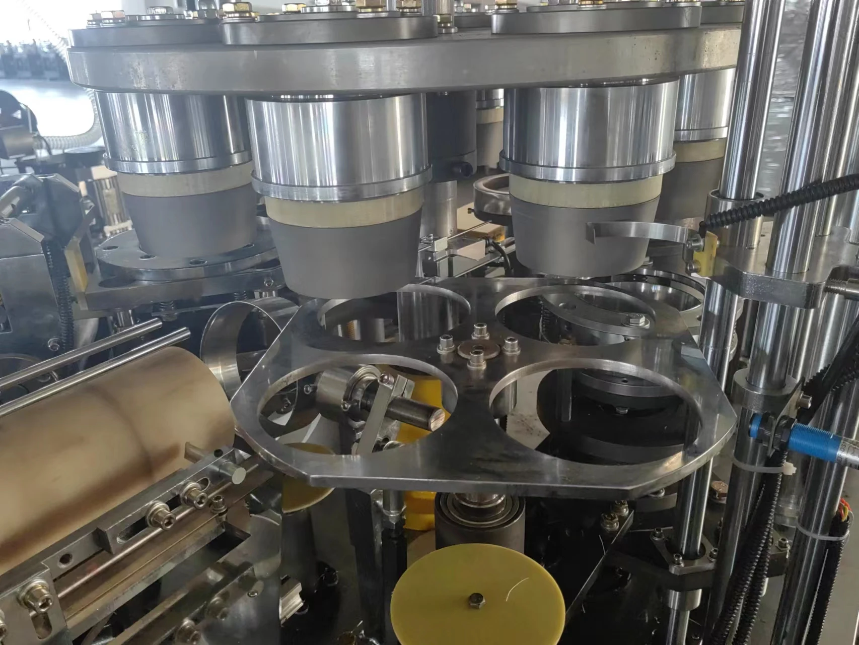 KANGQI Paper Bowl Machine - Efficient & Durable Solutions