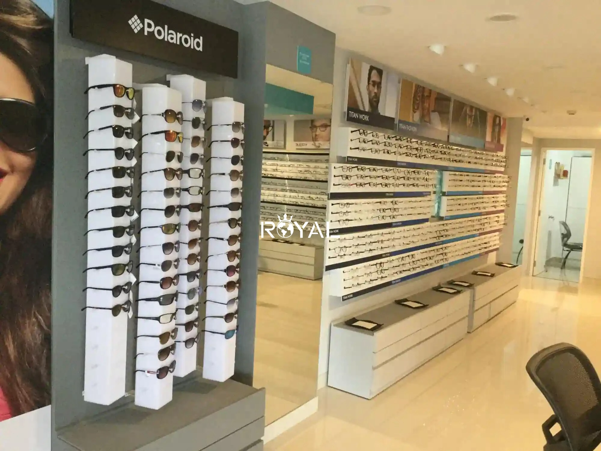 Optical Shop Interior Design Decoration Led Eyeglass Wall Display ...