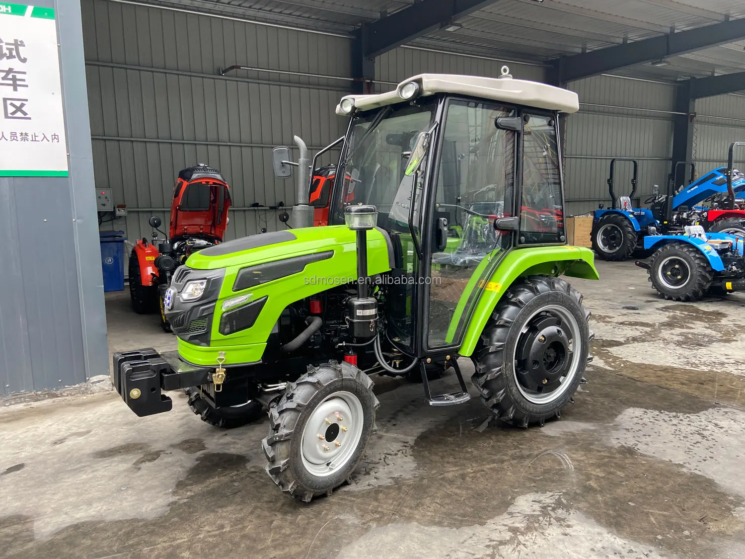 4WD High Quality Agricultural Farm Tractor - Mini Tractor 4x4