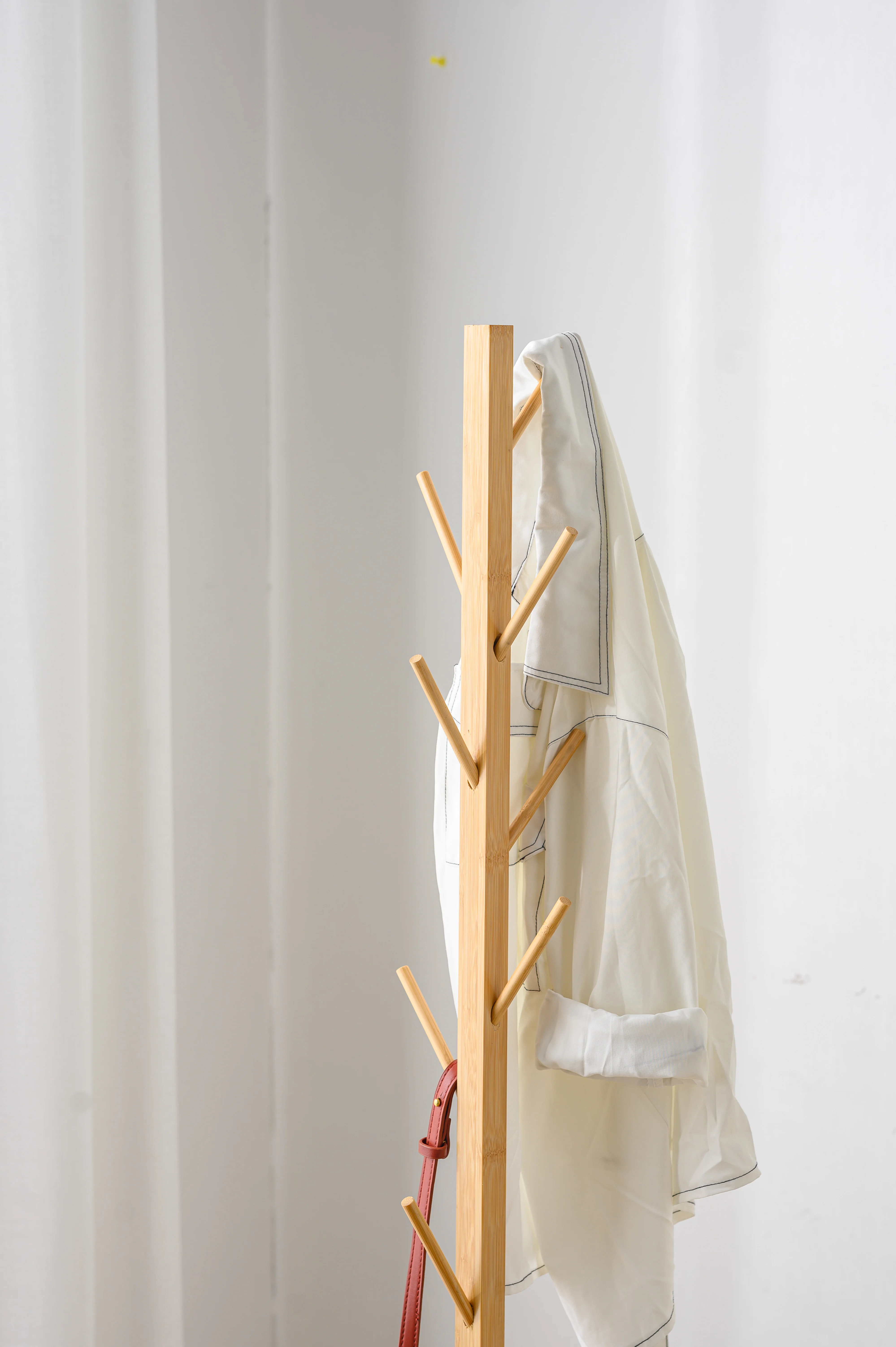 Wholesale Living Room Furniture Modern Clothes Tree Shaped Wooden Stand ...