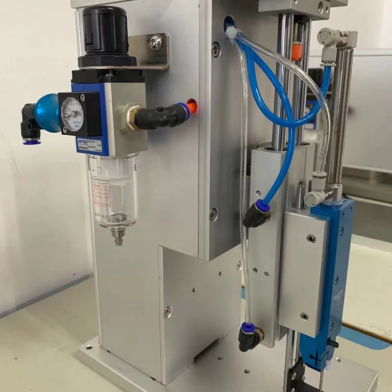 TM5210 Automatic Pneumatic Tagging Equipment for Socks & Towels