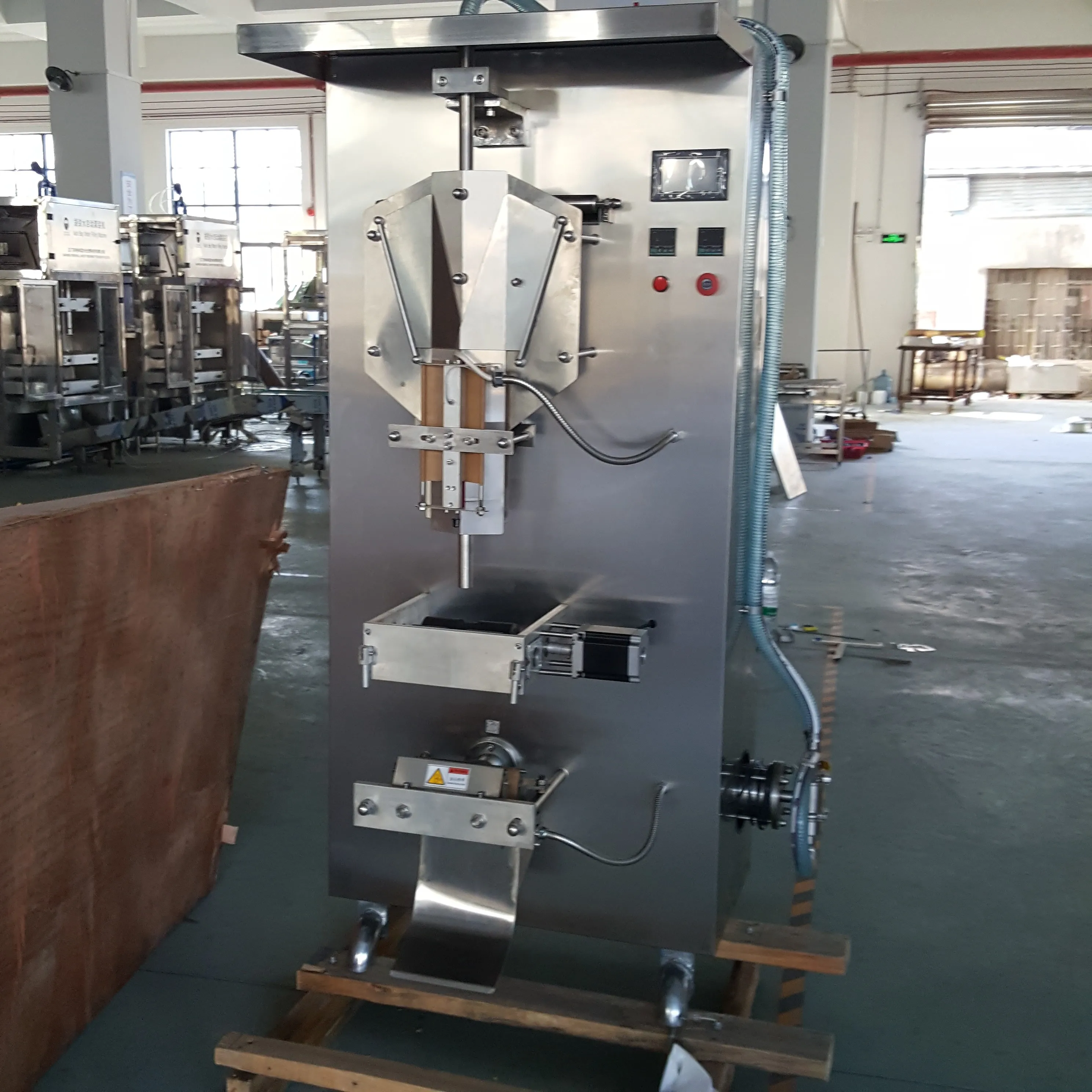 Automatic 3-10L plastic bag water filling and sealing machine| Alibaba.com