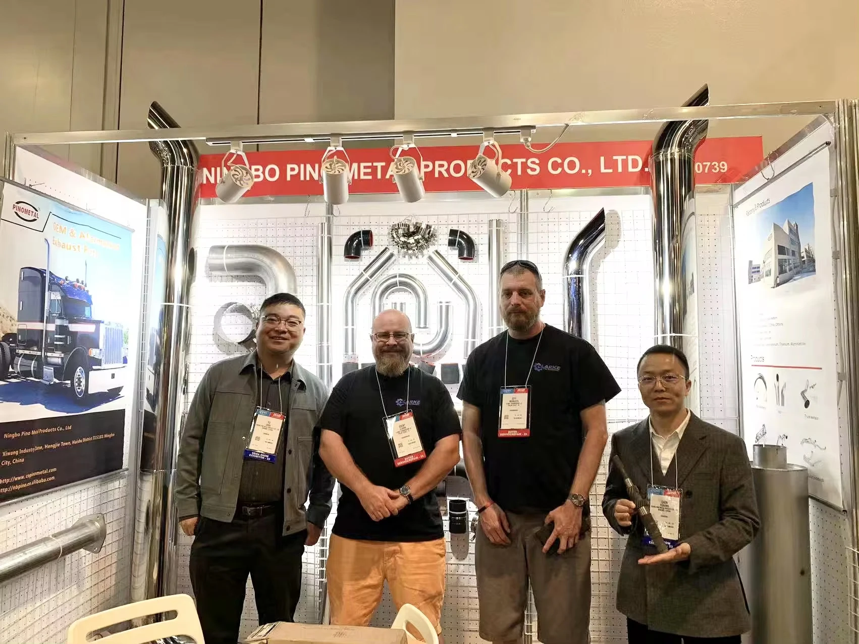 PINOMETAL Semi Truck 60" Stainless Steel Fenders