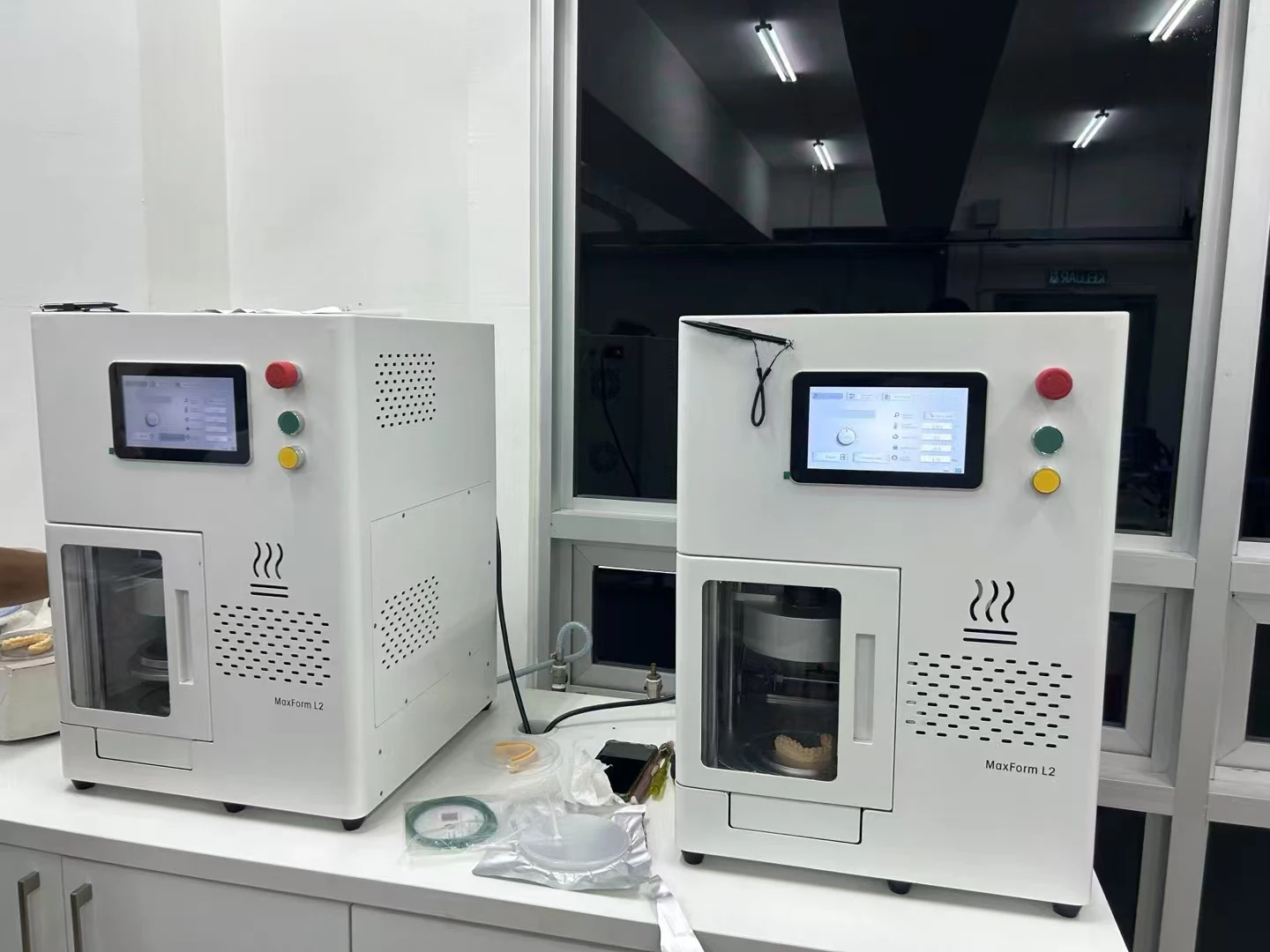 LODDEN Cad Cam Automated Aligner Trimming Machine T1 Dental Cast ...