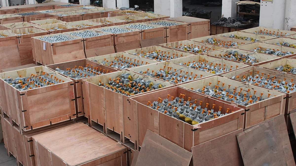 Bolt on Twistlock Bottom Dovetail - Reliable Container Securement