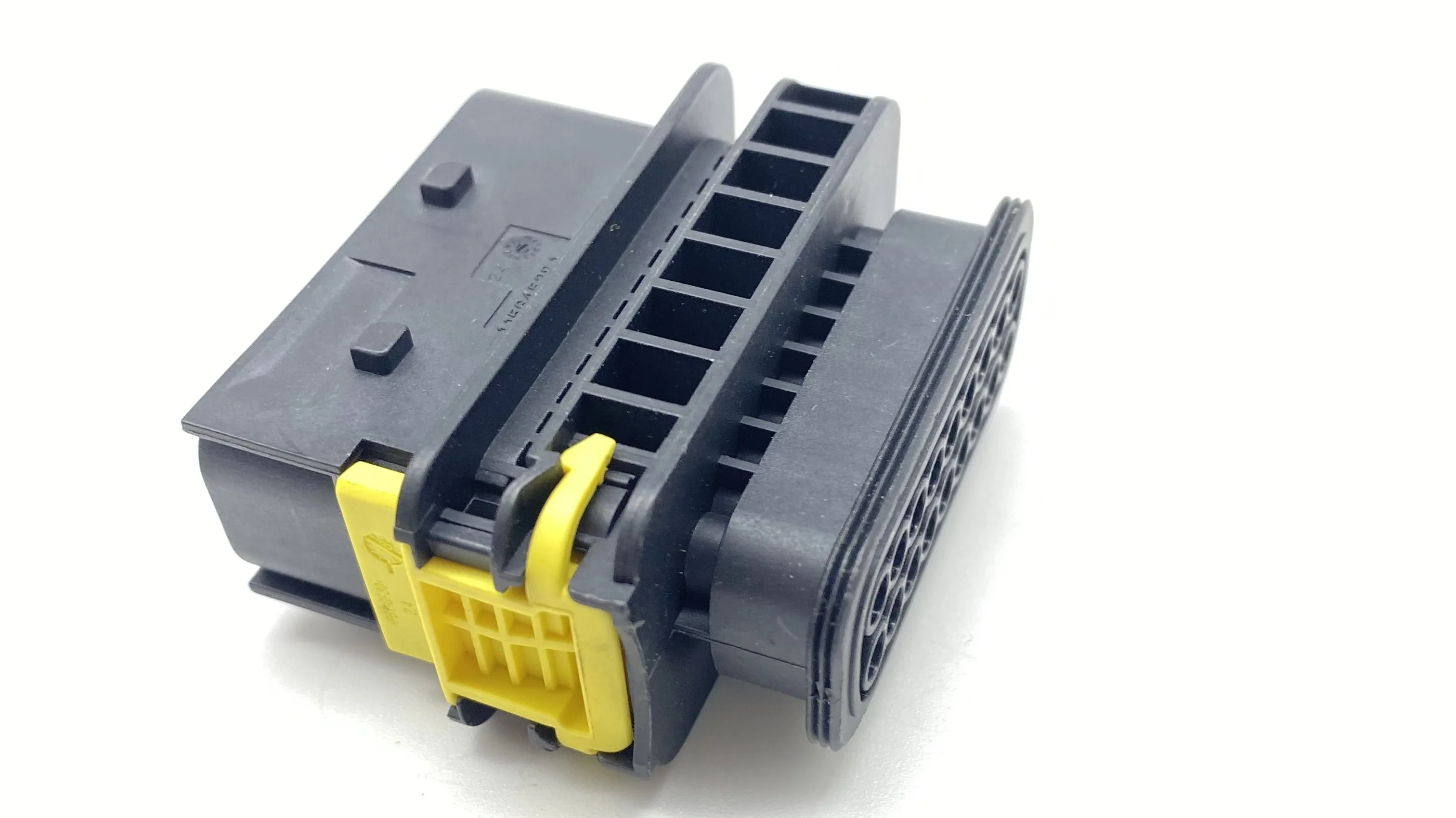 1 Pole Female Automotive Honking Horn Connector 178471-2 90980-10619 ...