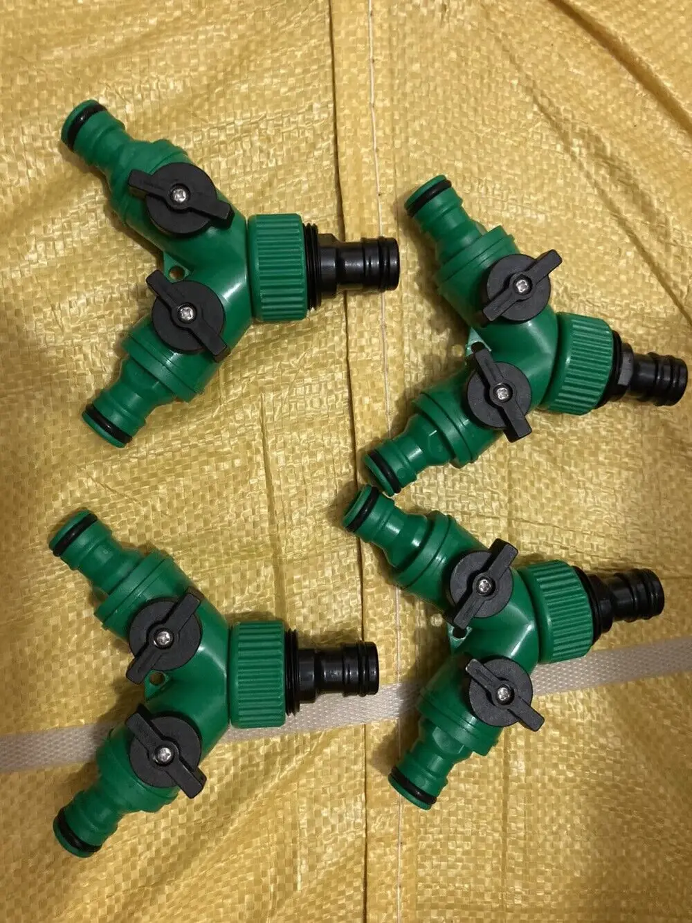 2-way Hose Pipe Valve Water Splitter Y-Shaped Garden Tap Connector ...