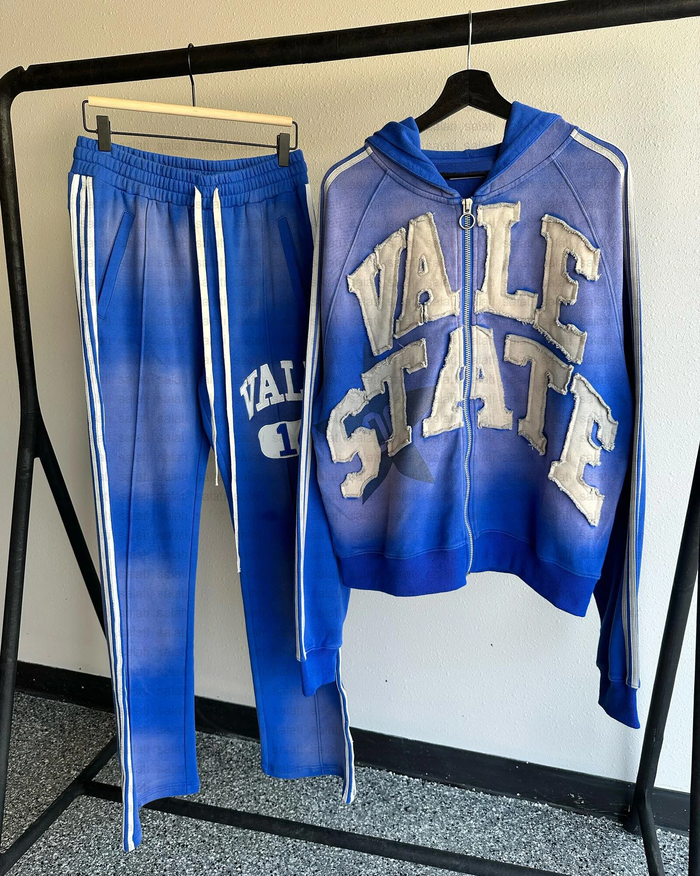 Custom 2pcs Zipper Tracksuits Acid Wash Sweat Suits Embroidery Applique ...