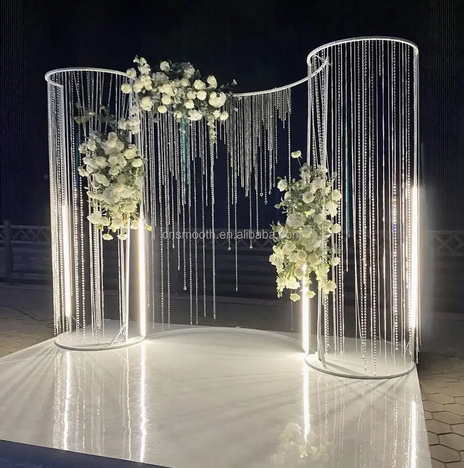 SMOOTH Grand Round Metal Arch - Elegant Wedding Backdrop