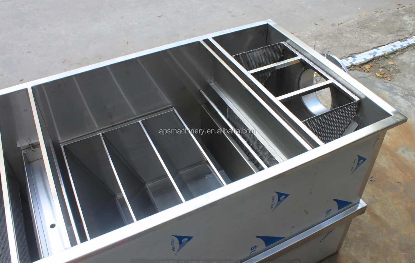 Grease Trap Grease Interceptors for Large-scale Kitchens Oil-water ...