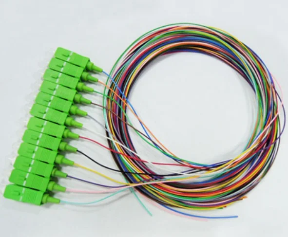 FTTH Optic Fiber Pigtail with APC UPC Connectors 0.9mm