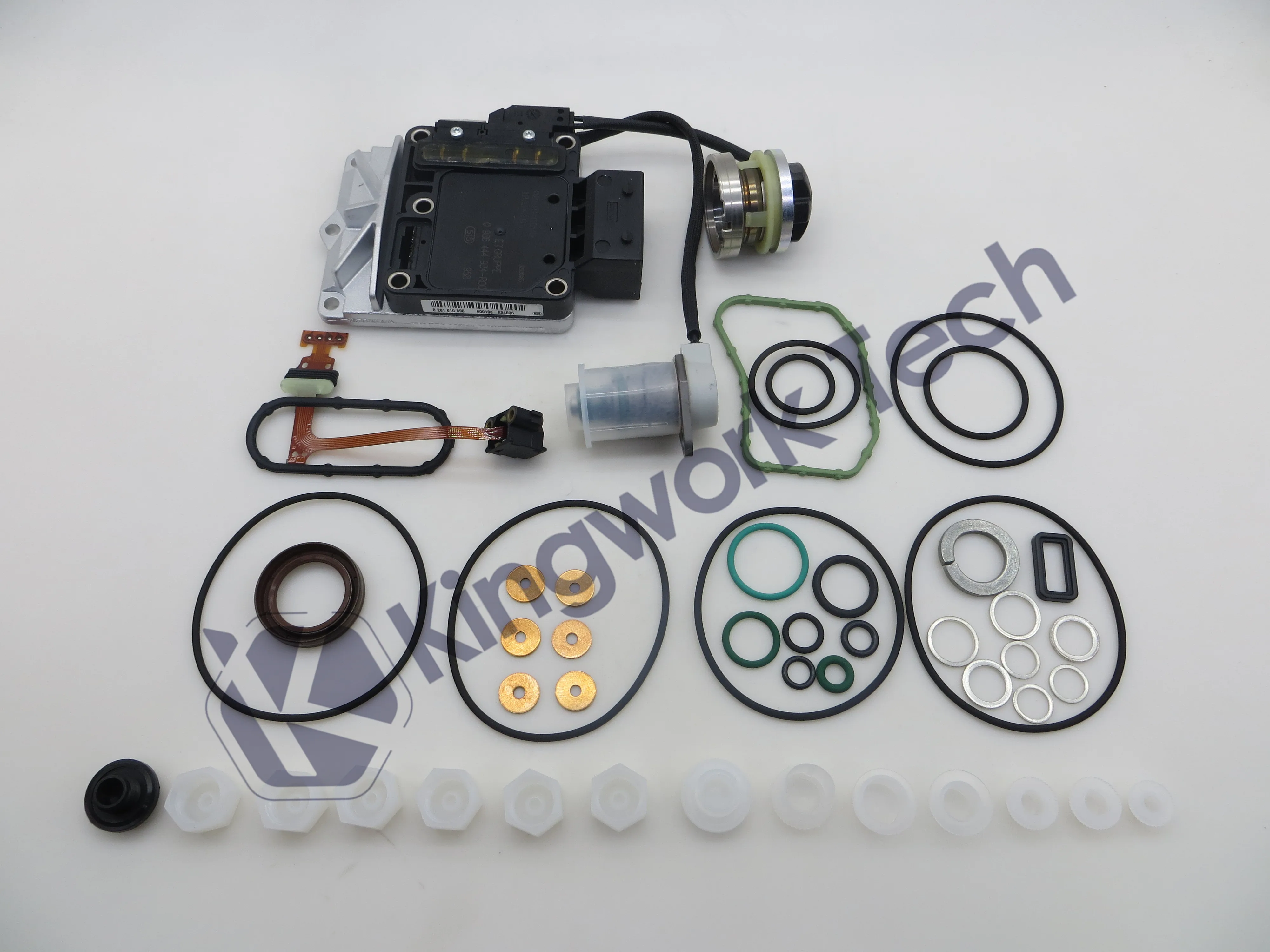 正品原装新燃油泵控制单元F00N300368 1467045067 1467255103 1467045046 0281010890用于 ...