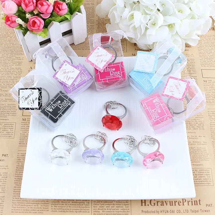 Ywbeyond Wedding Souvenirs Romantic Diamond Engagement Ring Keychain Keyring for Wedding Favors Bridal wedding favors and gifts