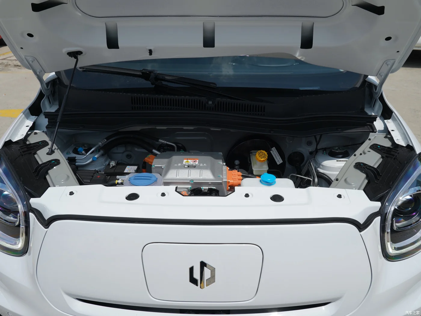 Made In China New Energy Leapmotor T03 Car High Speed Car With Max ...