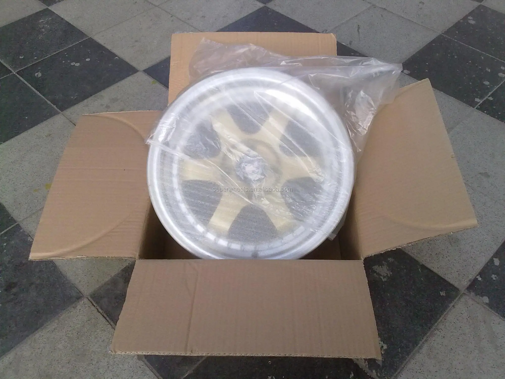 17 Inch Staggered 4x100 4x114.3 5x100 5x114.3 5x112 Deep Lip Dish ...