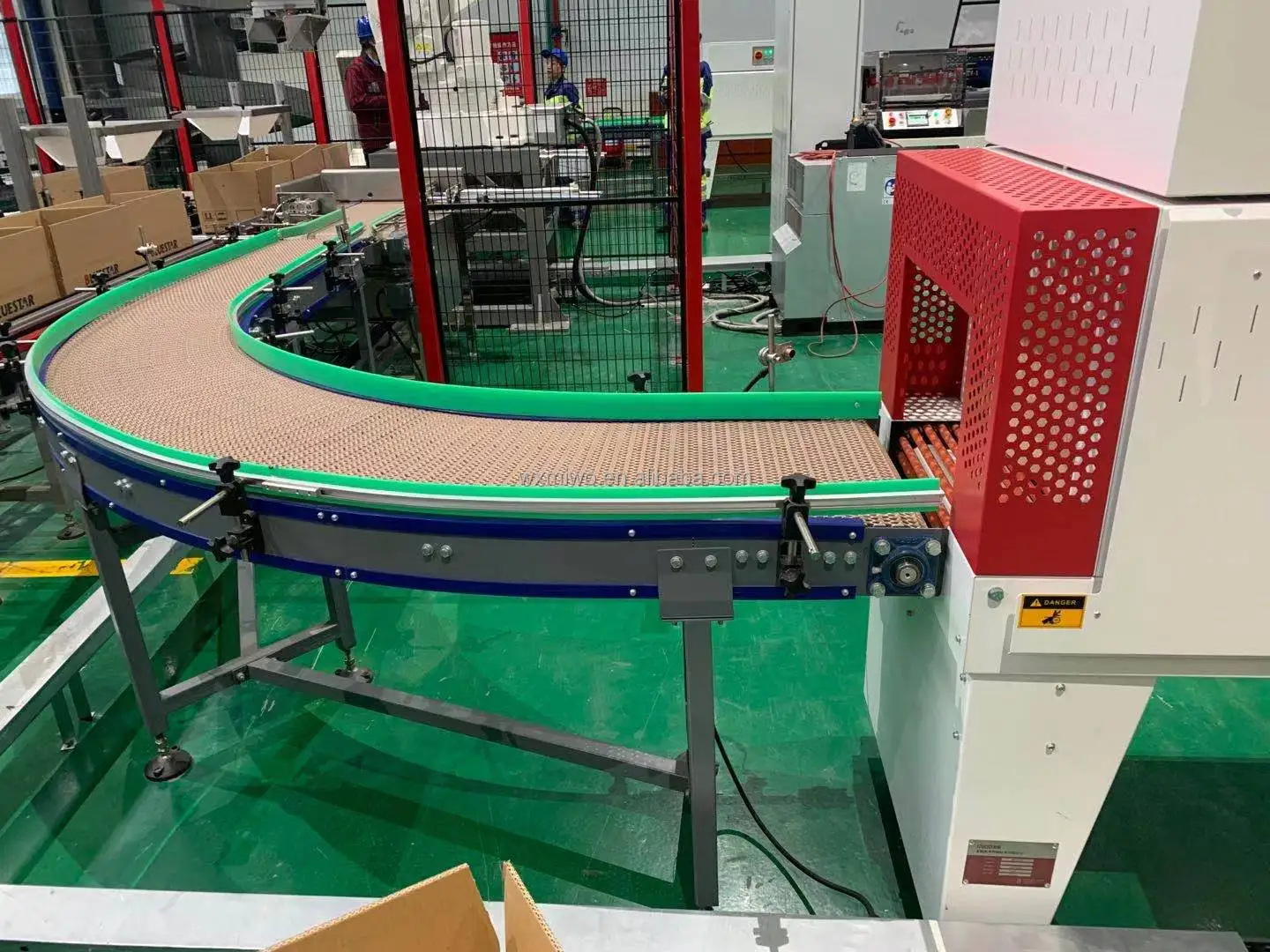 90 Degree Circular Conveyor Belt - MIWO Conveyor Solutions