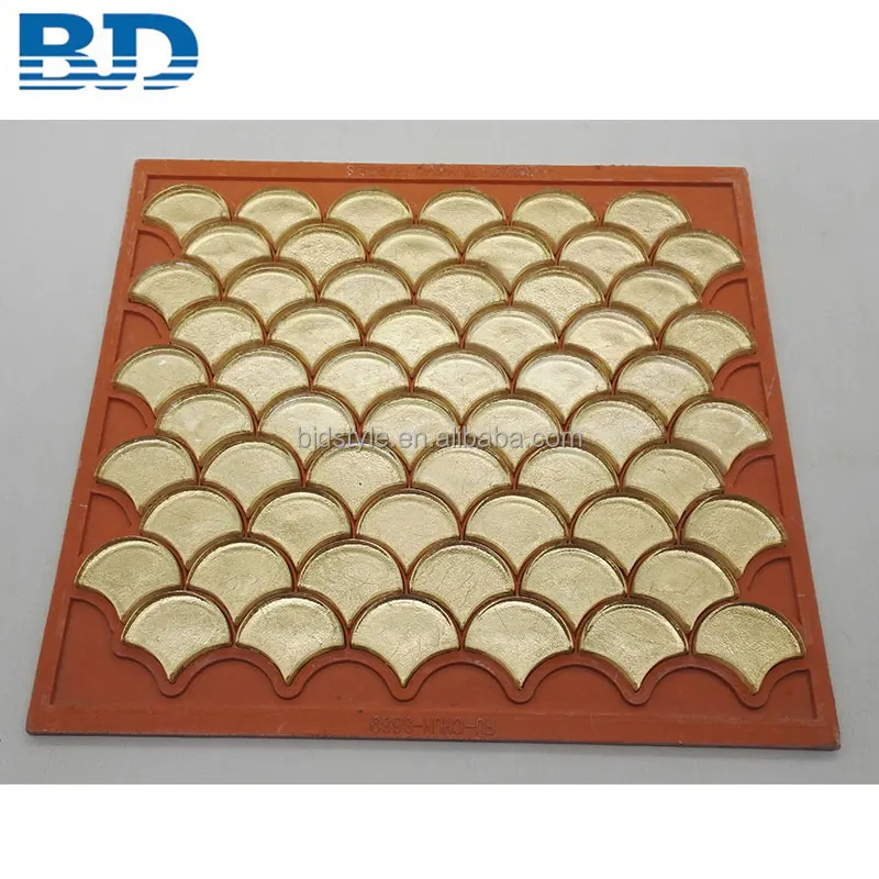 Gold Leaf Tiles - Elegant Fish Scale Mosaic Wall Decor