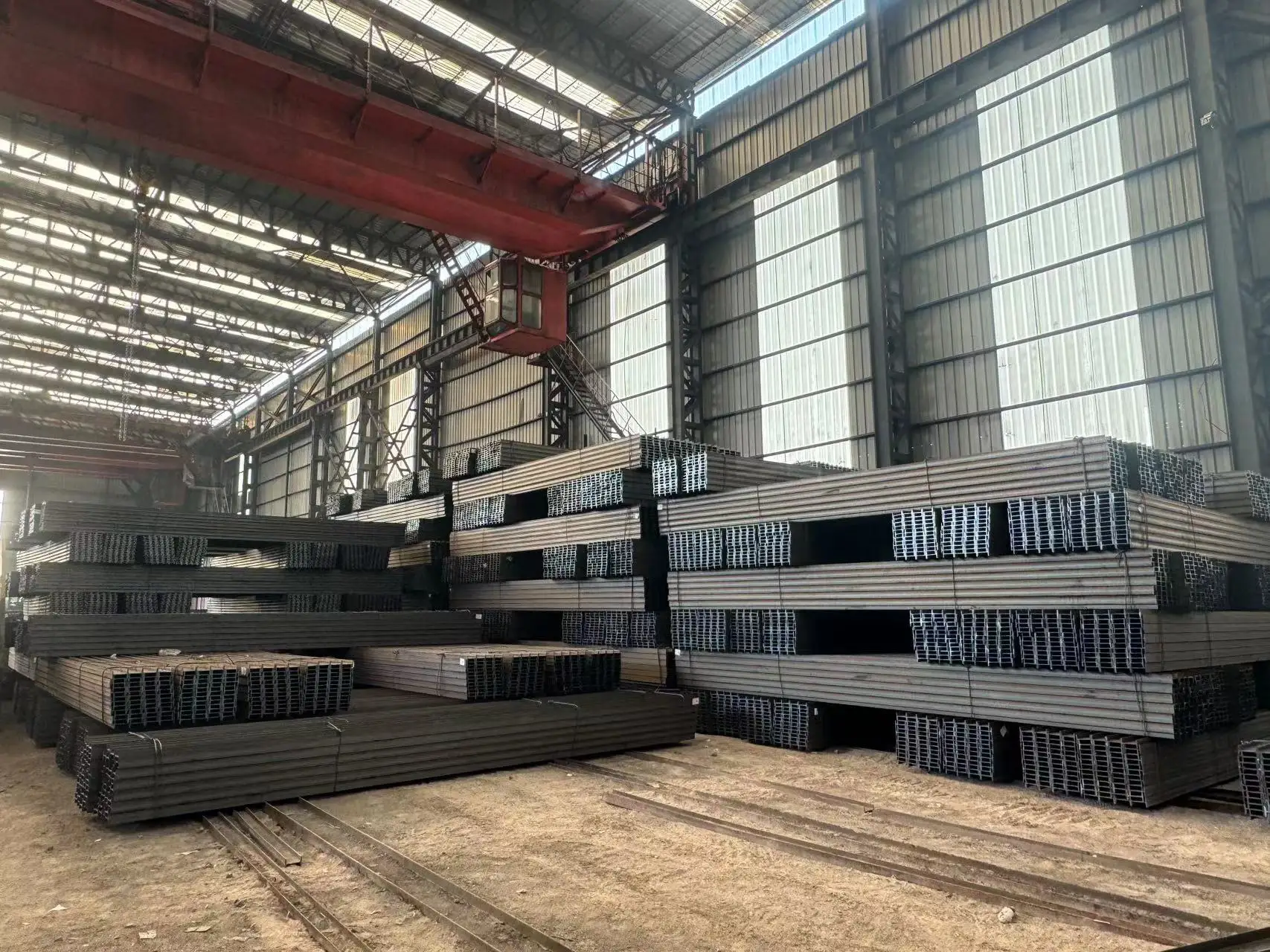 Hot Sale Factory Price Carbon Steel I/U/H Profiles Steel Beams Wide ...