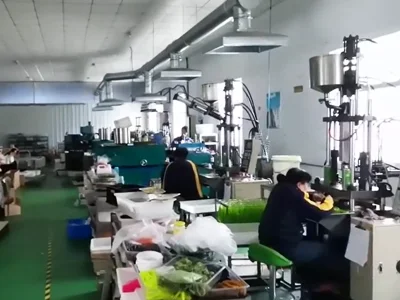 SUPERIORFISHING Tungsten Head Rubber Jig Hook Buzzbait Chatterbait Lure ...