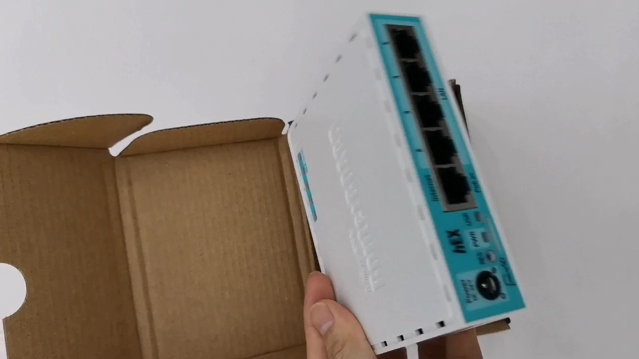 Mikrotik Rb750gr3 Router Gigabit,5 Port Dengan Port Usb - Buy Mikrotik ...