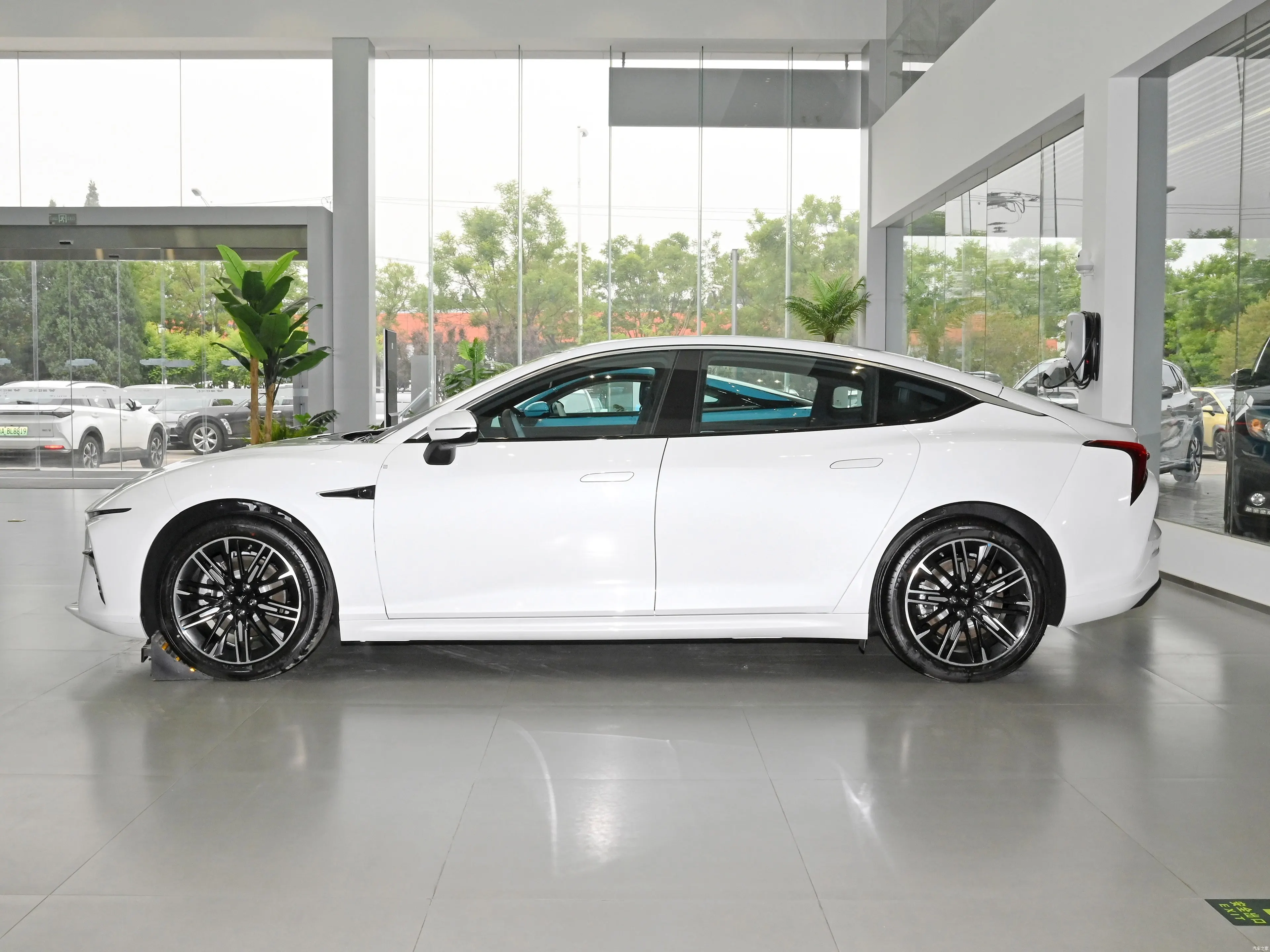 2023 Electric Car Ev Neta S 520km Rear-guard Lite Electric Cars Vehicle - Buy Electric Car Ev,E ...