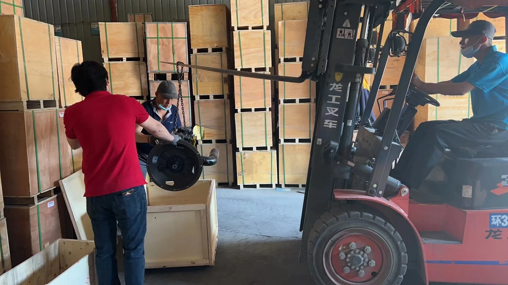 The Brand New Original Hinge Hydraulic Valve 15178683 Is Suitable for ...