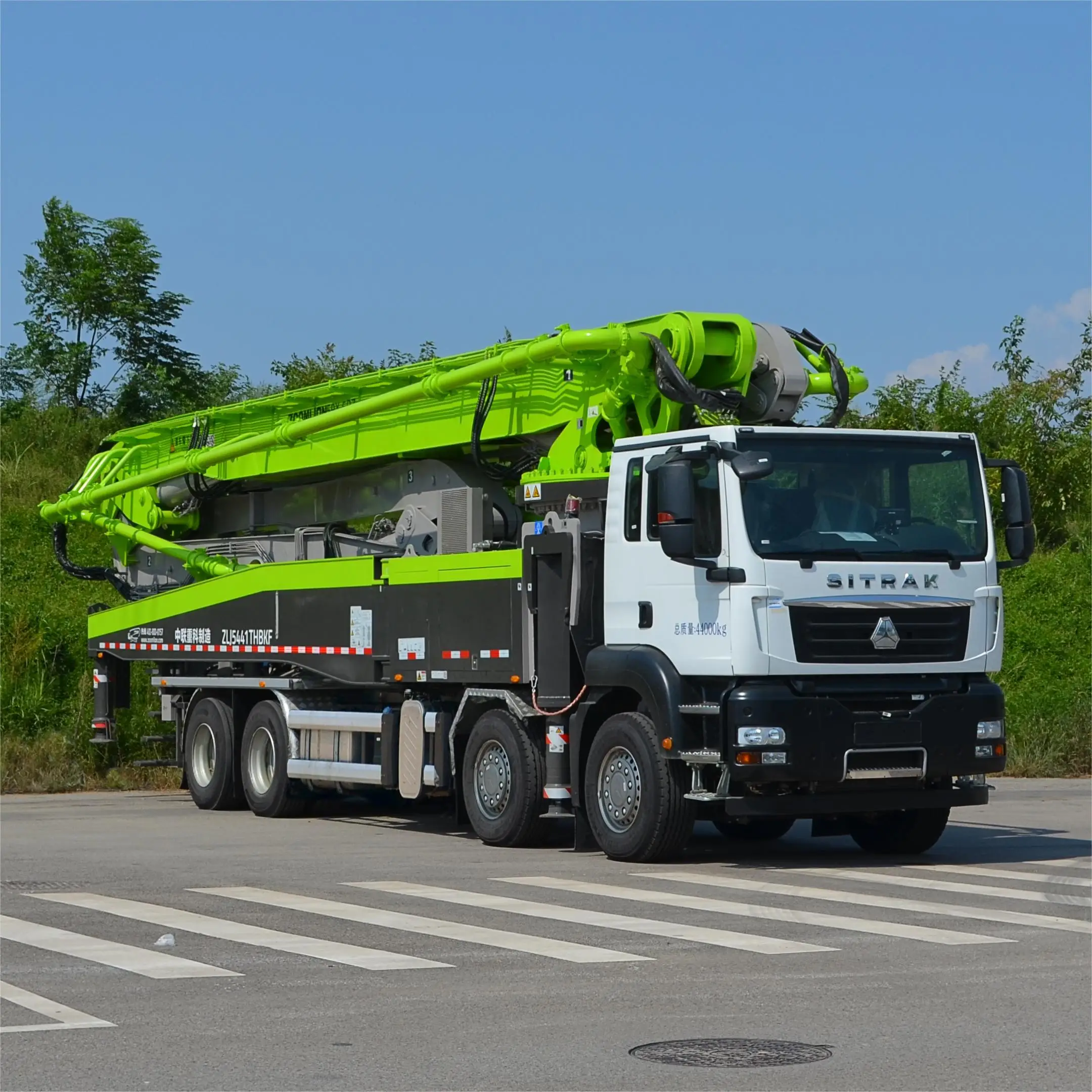 Zoomlion 59x-6rz Concrete Pump Truck - The Pinnacle Of 59m Famous Brand Concrete Pumping ...