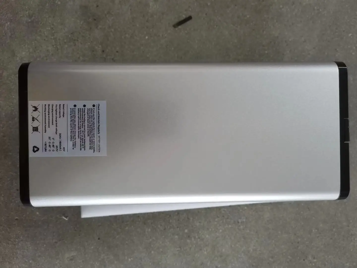ELyx DAZZ Zebra Electric Scooter 60V30Ah Lithium Battery Pack ...