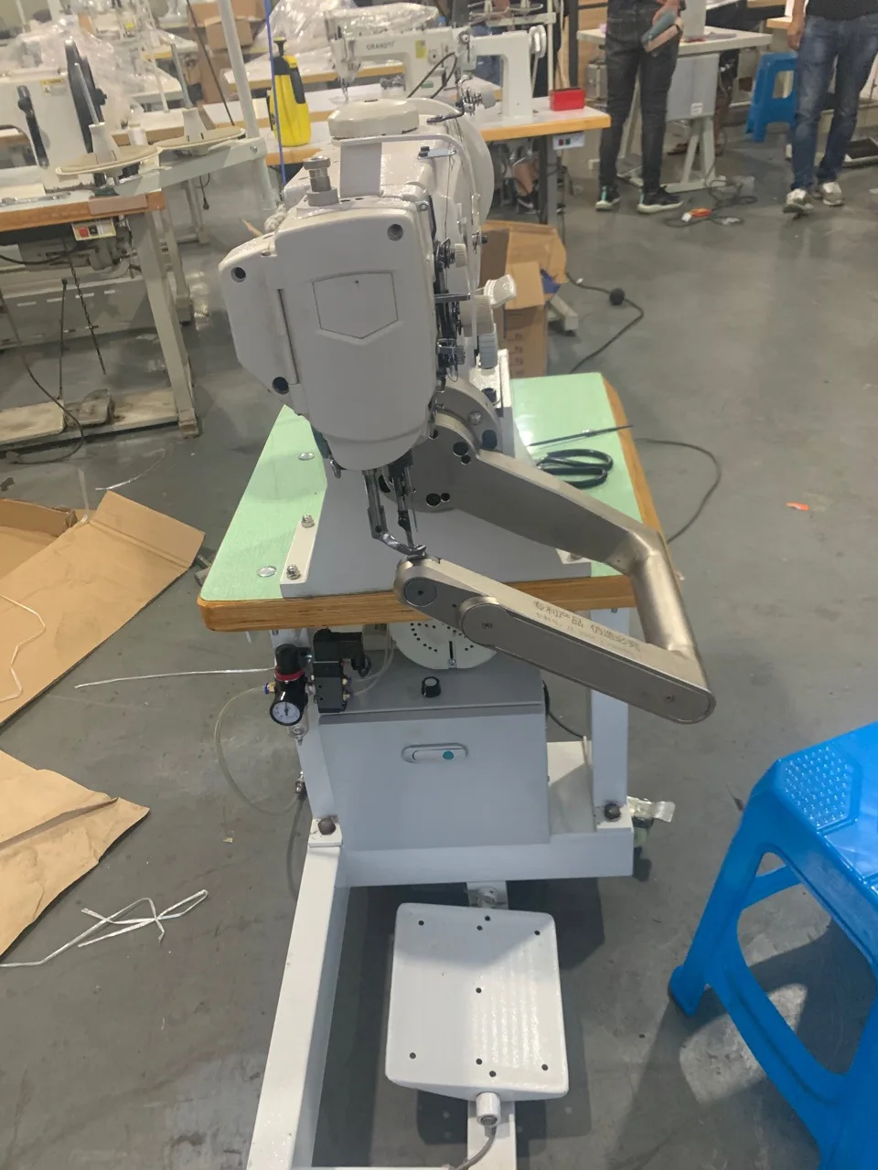 Industrial Sewing Arm Machine Double Stitch Sewing Machine Automatic ...