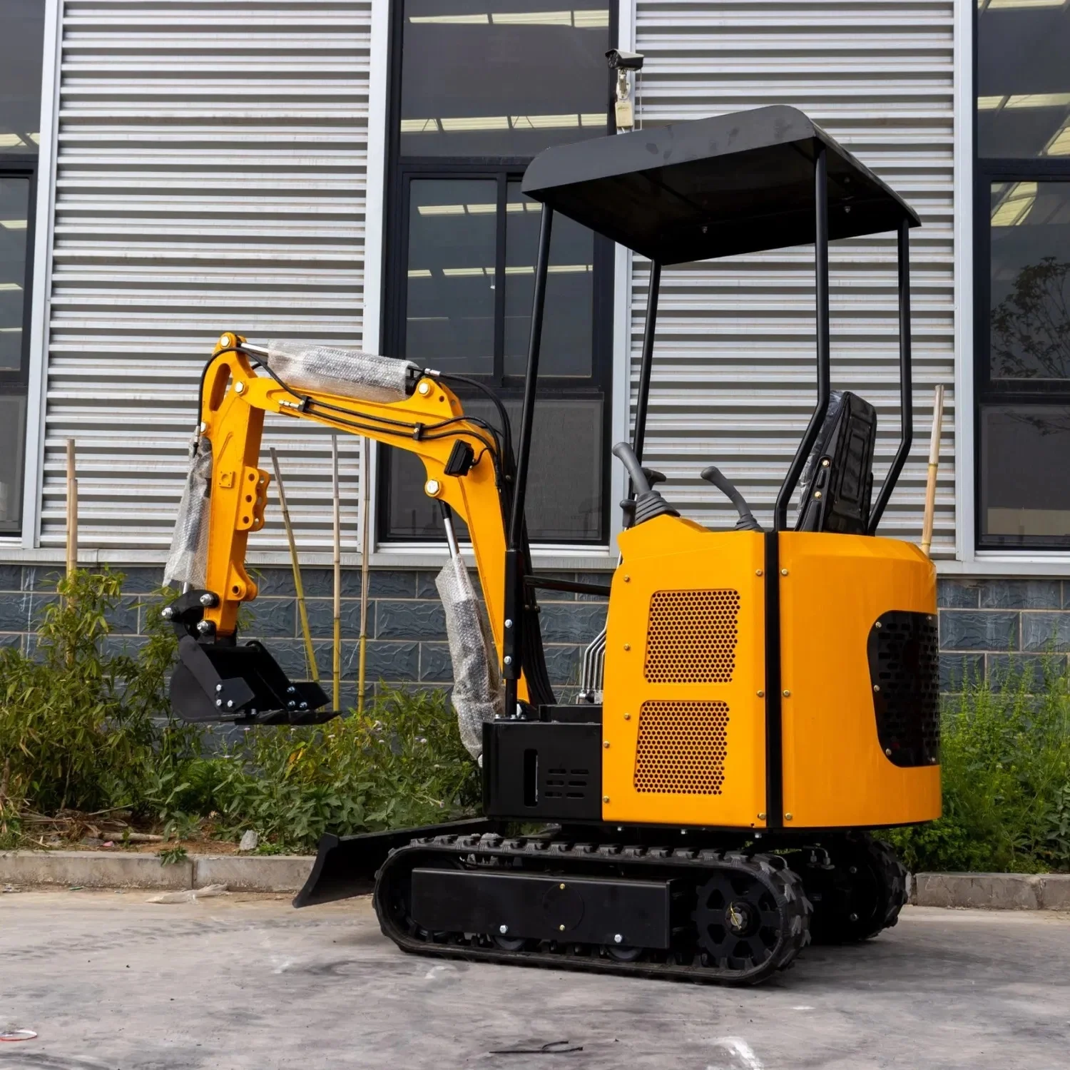 Koop Engine Mini Excavator Home Use 1-Year Warranty Wheel Micro Digger ...